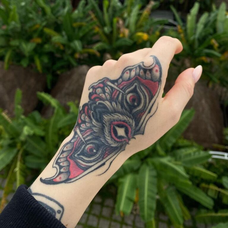 Neo Traditional Moth Tattoo: A blend of traditional and modern art
